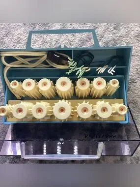 clairol | Hair | Vintage Clairol Kindness Instant Hairsetter Hot Hair ...
